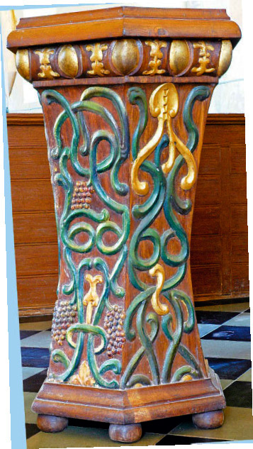 postamenti – Art History in Latvia